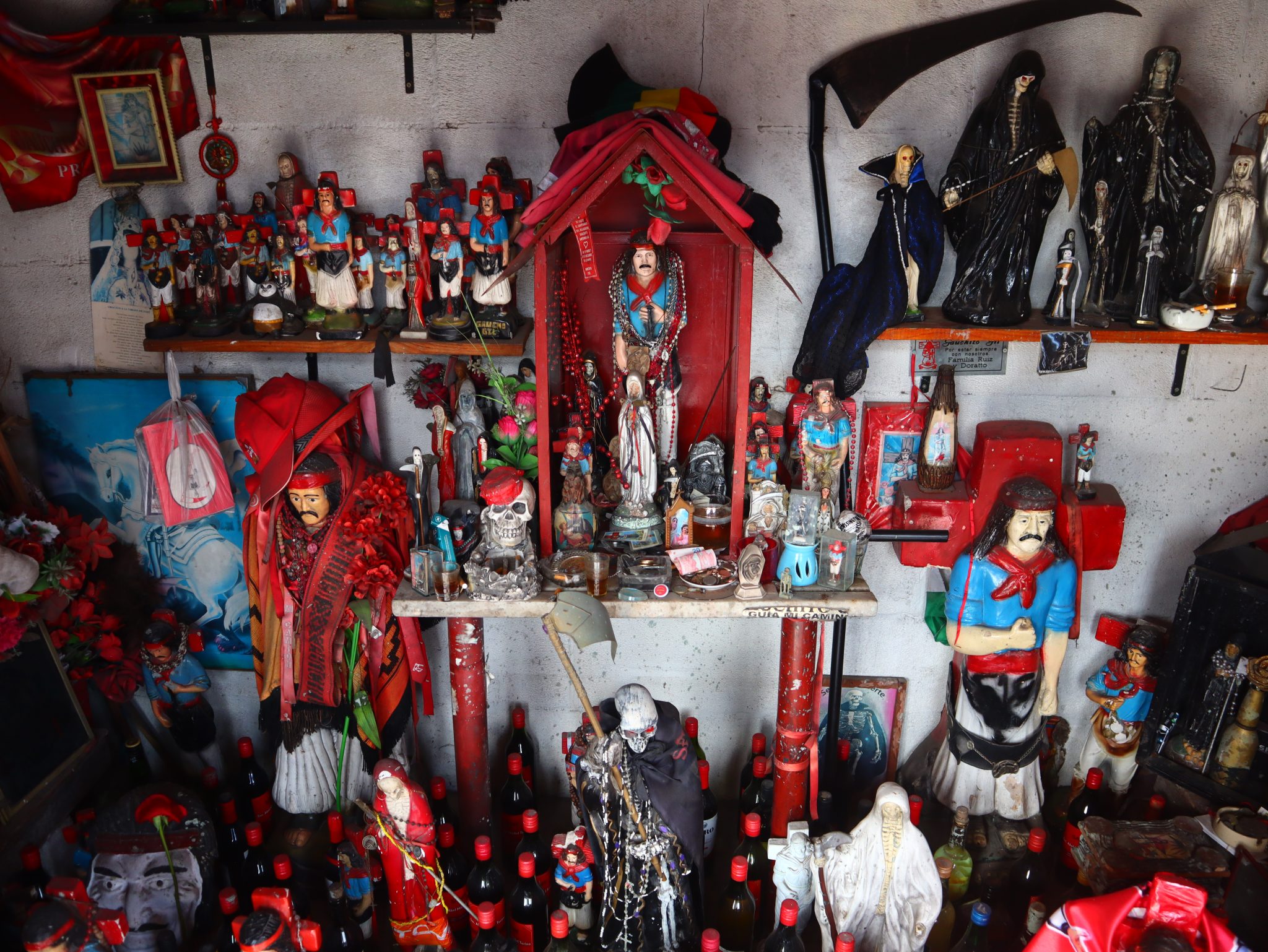 Gauchito Gil & murals of the outlaw and folk hero in Argentina | BA ...