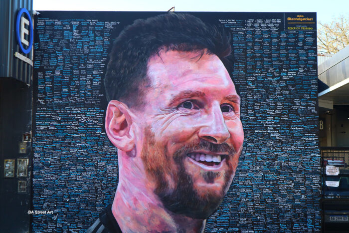 Leonel Garcia paints Messi mural for World Cup 2026 in Berazategui ...